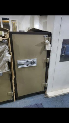 صنعاء أثاث خزنه-290955|Yemen Mazad