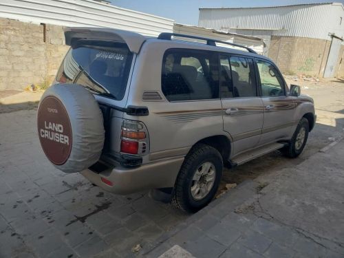 صنعاء سيارات لاند كروزر 98سته بستون جير عادي-319816|Yemen Mazad