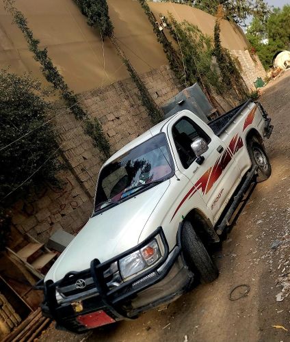 صنعاء سيارات هيلوكس-336019|Yemen Mazad