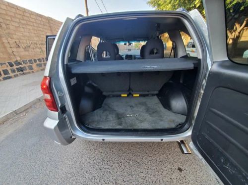 أمانة العاصمة سيارات سيارة راف فور أمريكي 2005-341817|Yemen Mazad